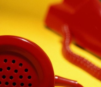 Getting Help from an HIV/AIDS Hotline - Positive Peers